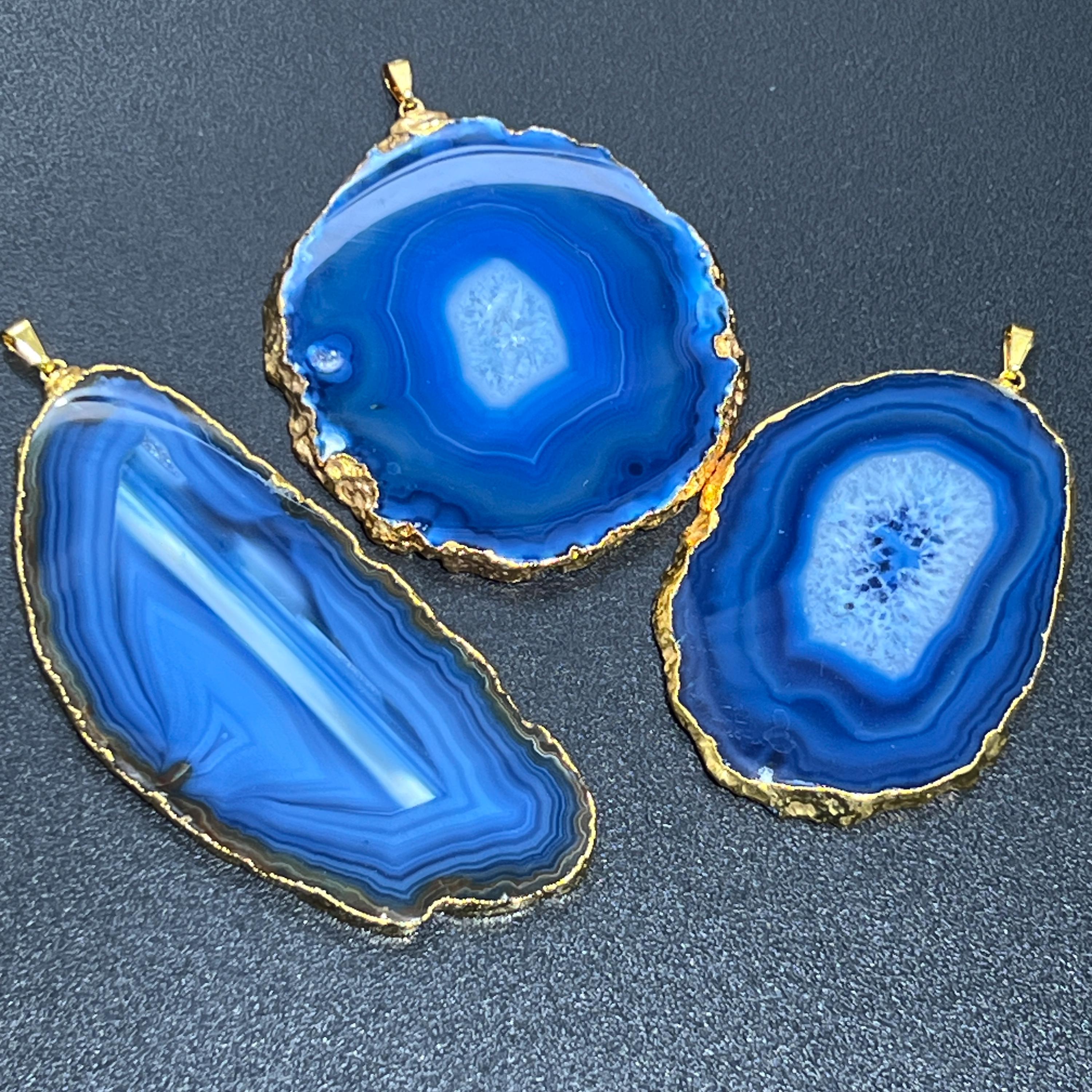 Large Blue Agate Slice Pendant (Gold Plated Edges) Wholesale – Amazing Crystals
