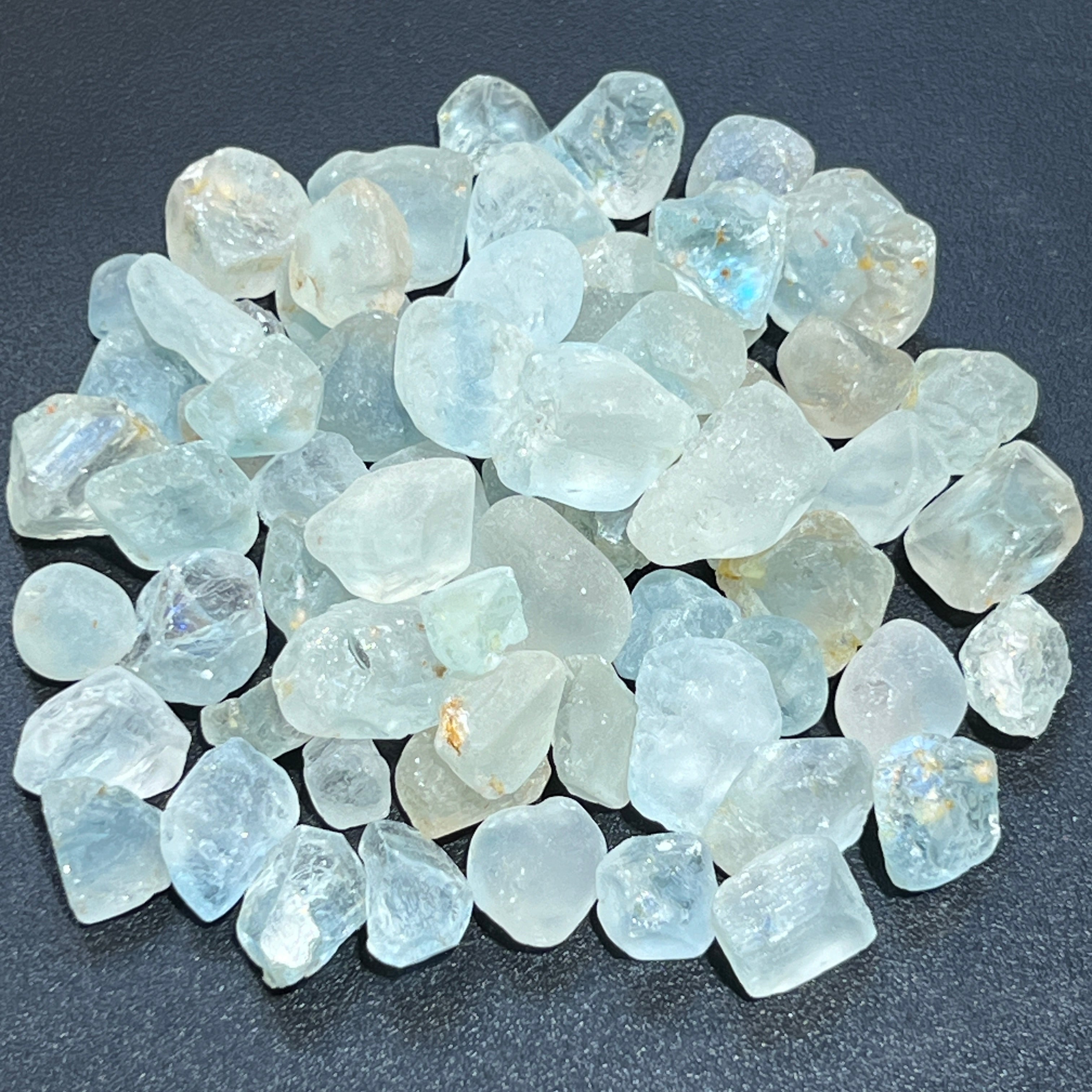 Blue Topaz Rough Raw Crystal (100 Grams)(18-24 pcs) Gemstones – Amazing ...